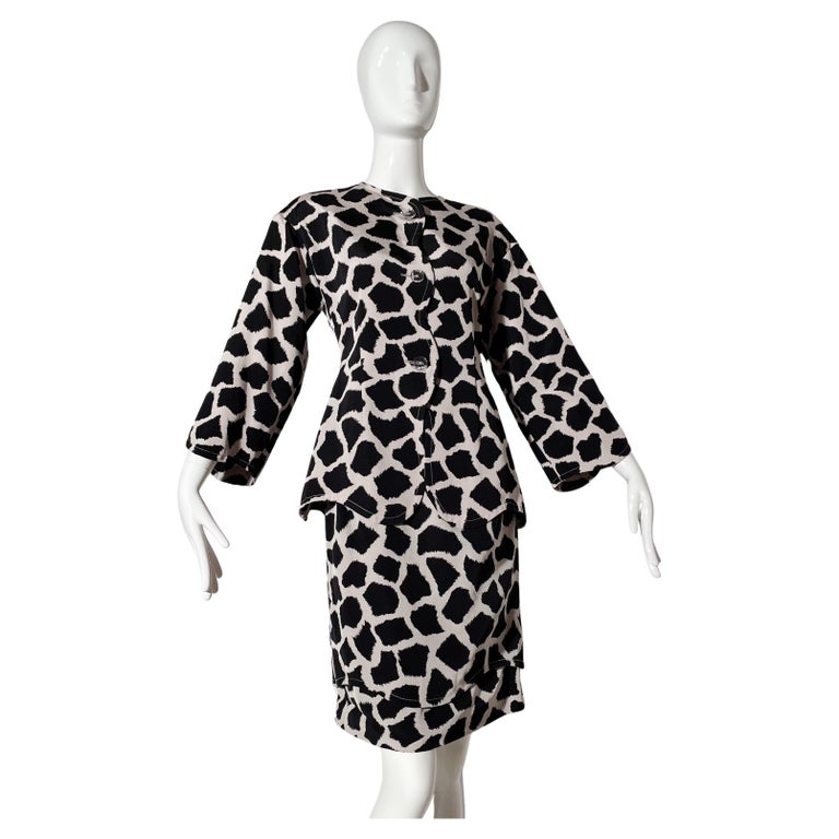 Jean Muir Giraffe Print Skirt Suit For Sale at 1stDibs