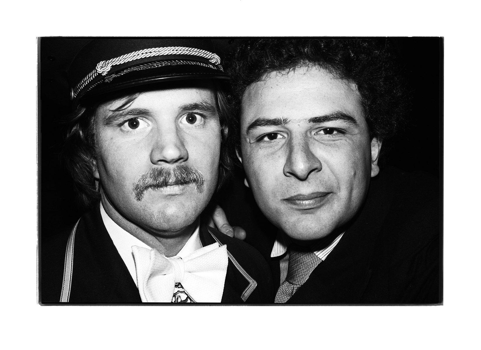 Jean Pigozzi - Dolly Parton with the artist in front of the Beverly ...