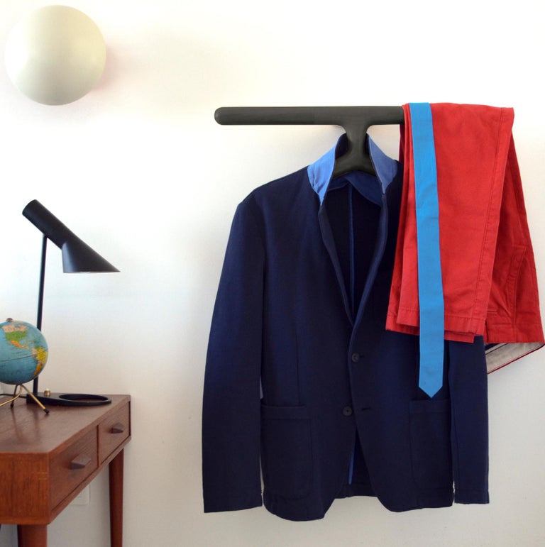 Jeeves Valet Black Ash For Sale at 1stDibs