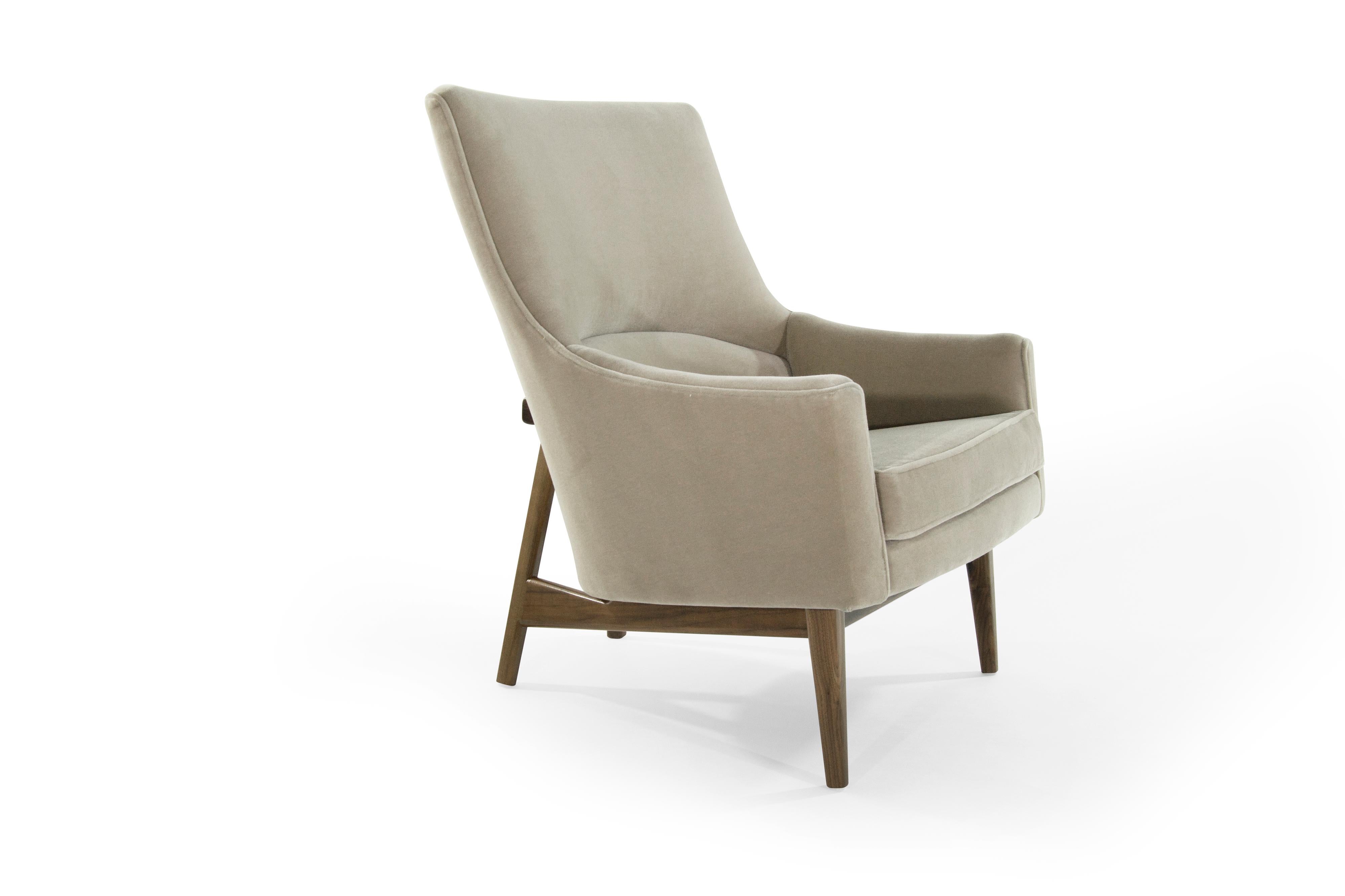 Jens Risom A-Line Lounge Chair, Model #2136 For Sale at 1stDibs