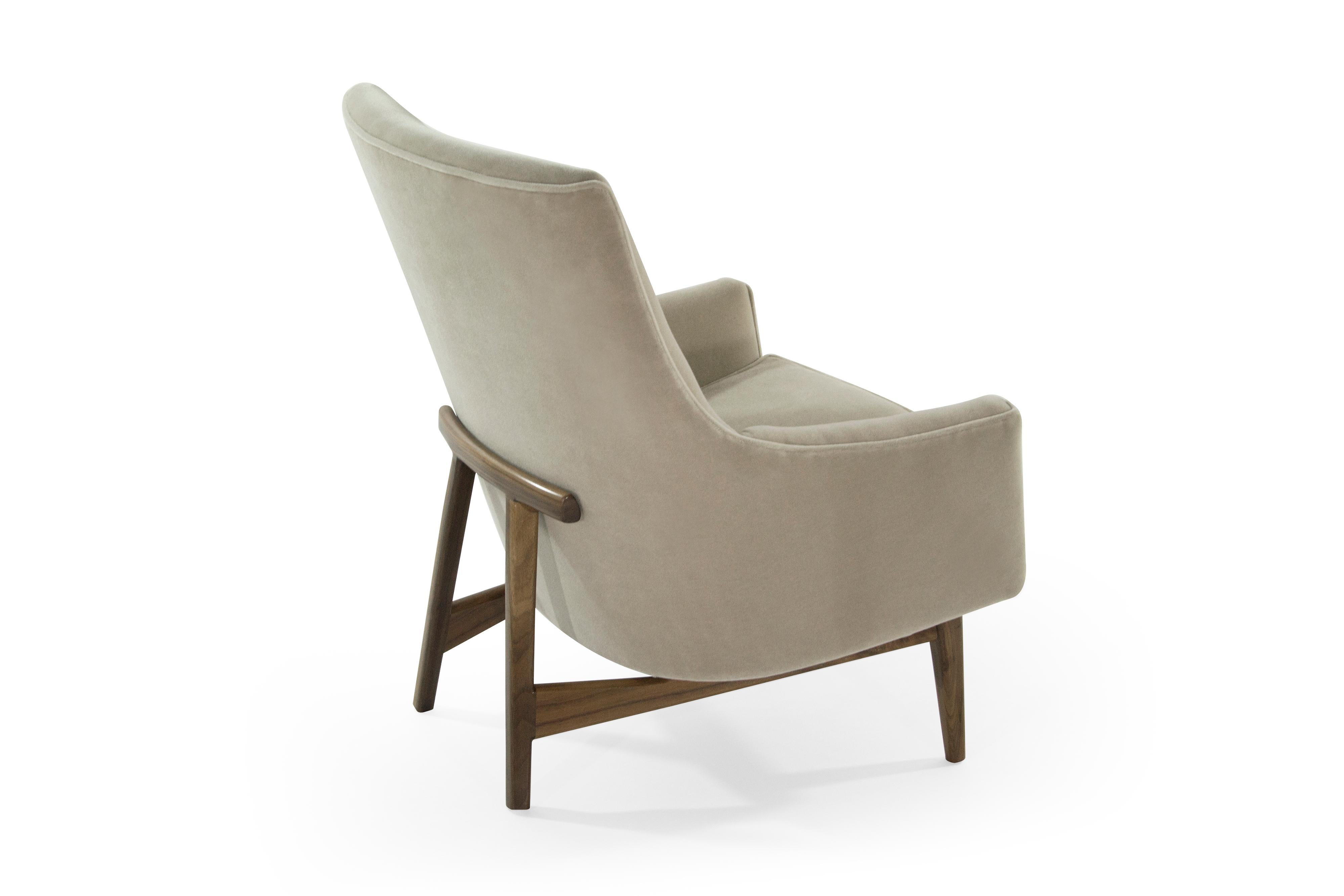 Jens Risom A-Line Lounge Chair, Model #2136 For Sale at 1stDibs