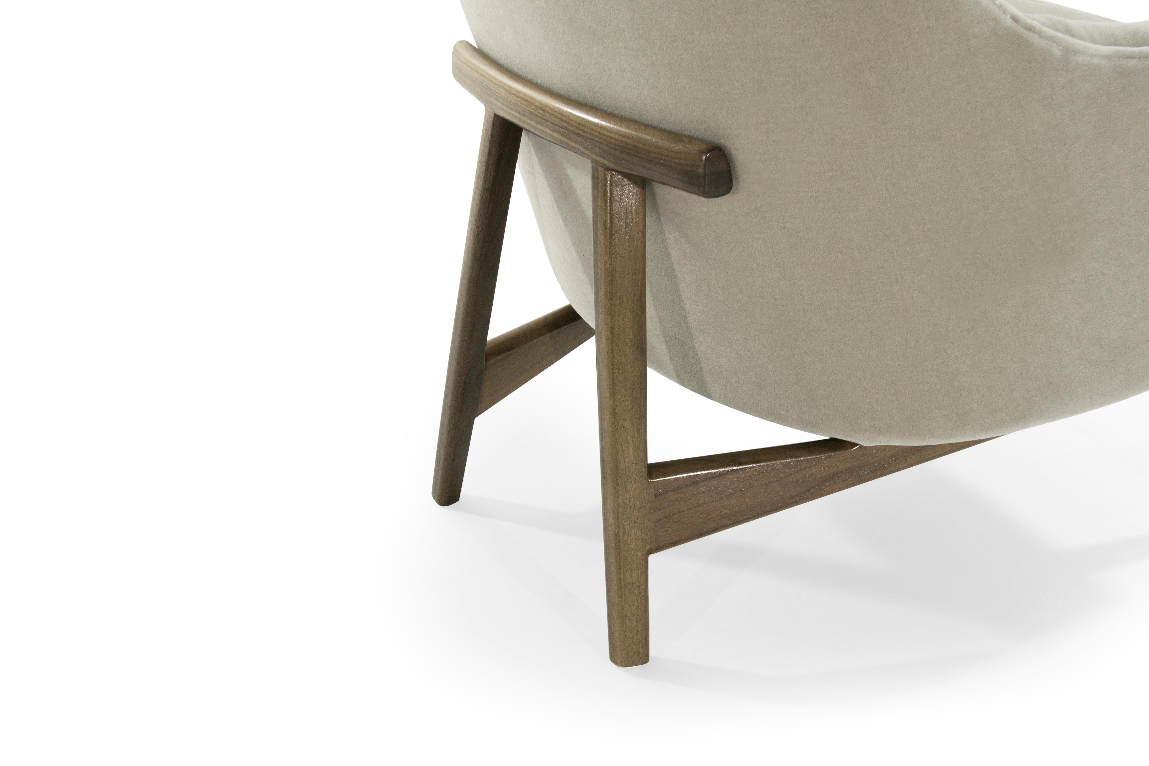 Jens Risom A-Line Lounge Chair, Model #2136 For Sale at 1stDibs