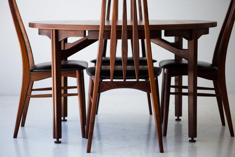 Jens Risom Dining Table for Jens Risom Design Inc For Sale at 1stDibs