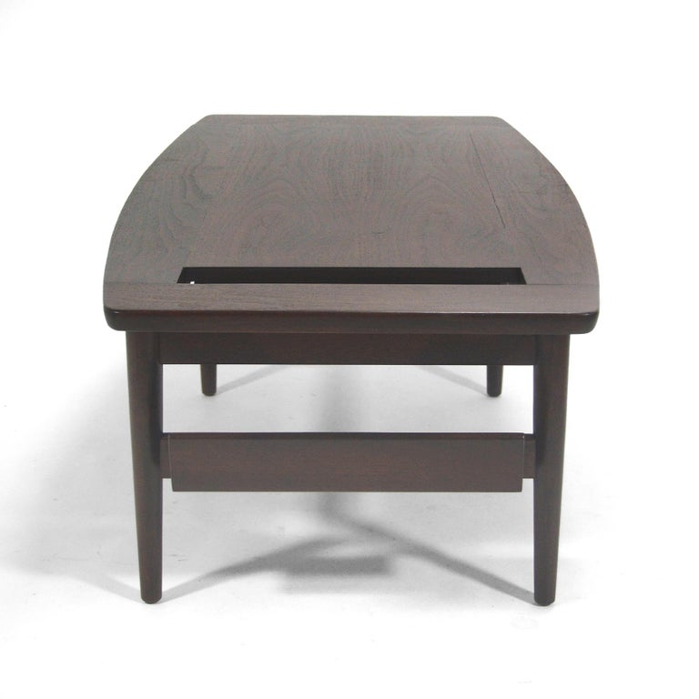 Jens Risom T 390 Coffee Table with Magazine Holder For Sale at 1stDibs