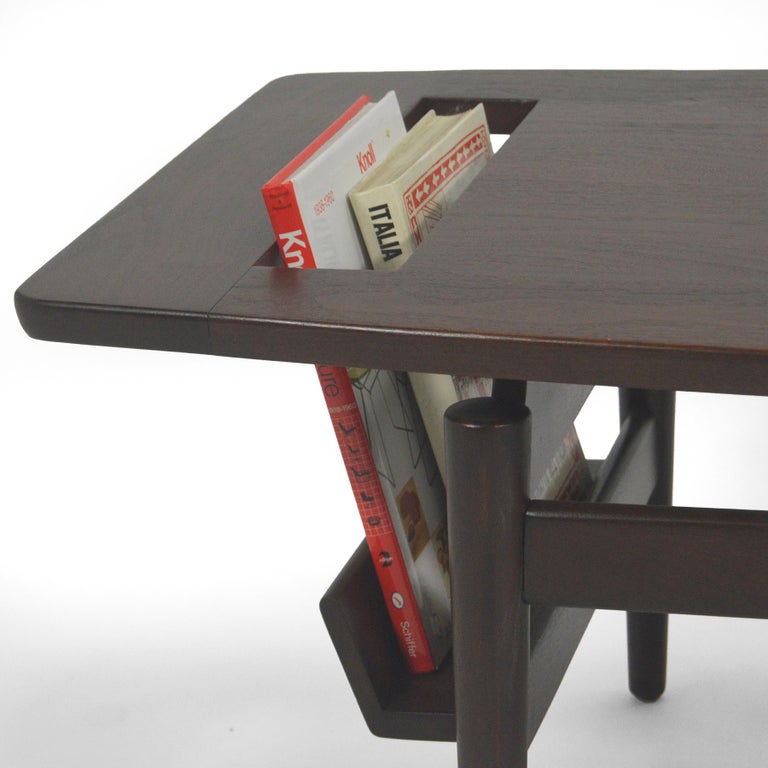 Jens Risom T 390 Coffee Table with Magazine Holder For Sale at 1stDibs