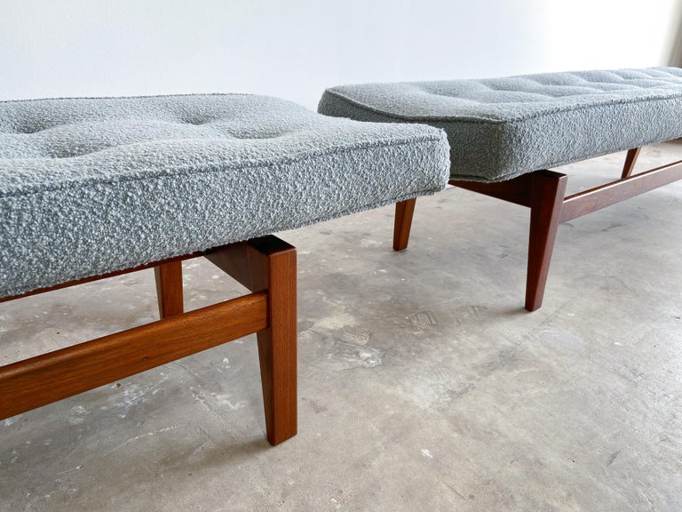 Jens Risom Upholstered Bench, Walnut and Bouclé, 1960s For Sale at 1stDibs