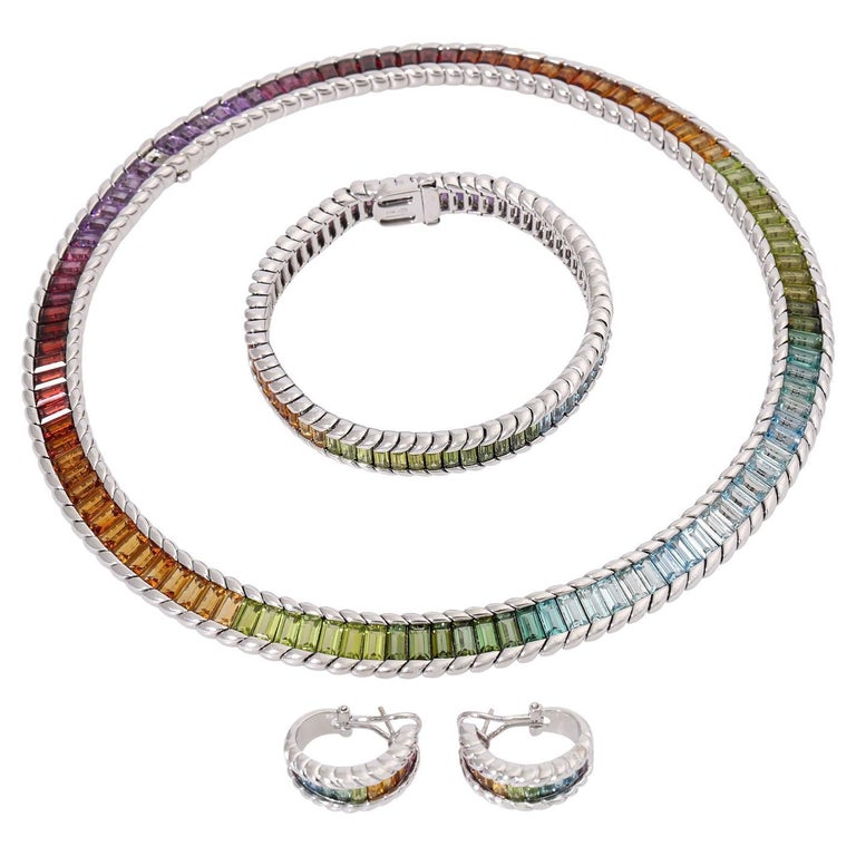 Jewelry Set: Necklace, Bracelet and Pair of Clip Earrings For Sale at ...