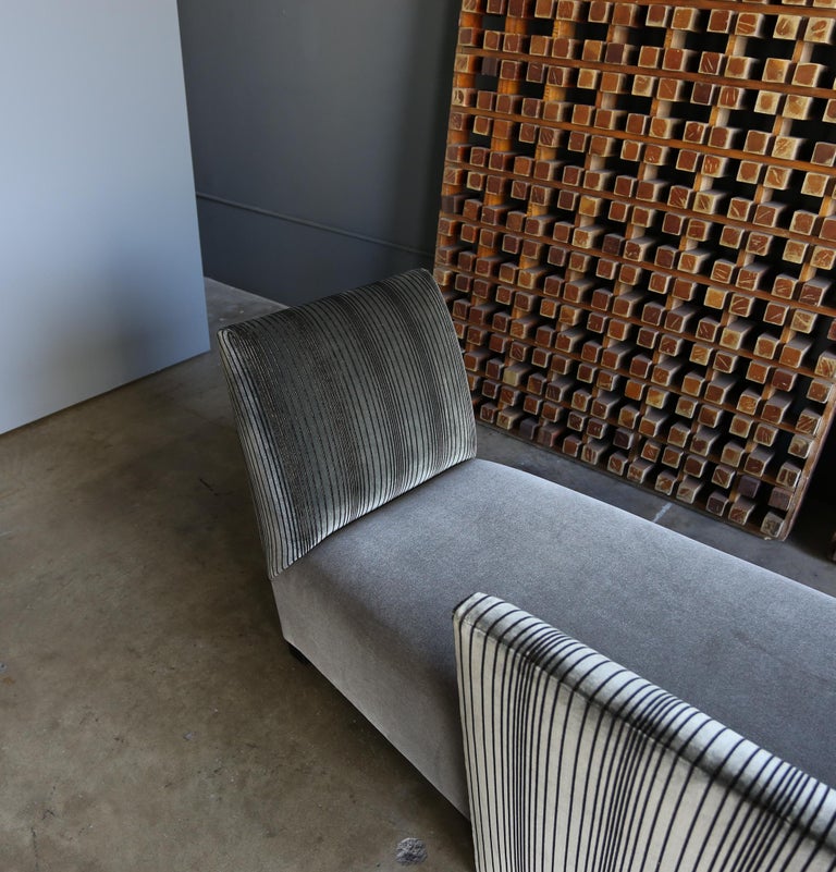 Joe D'urso Sculptural Sofa for Donghia, 1990's For Sale at 1stDibs