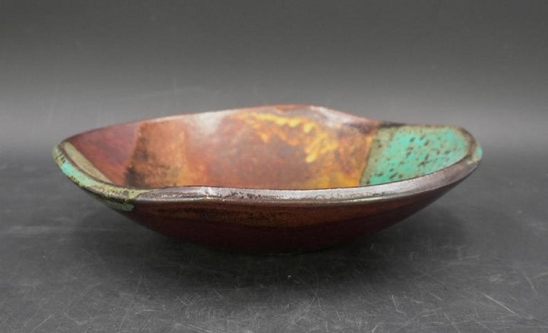 Joel Edwards Shallow Mid Century Abstract Pottery Bowl For Sale at 1stDibs