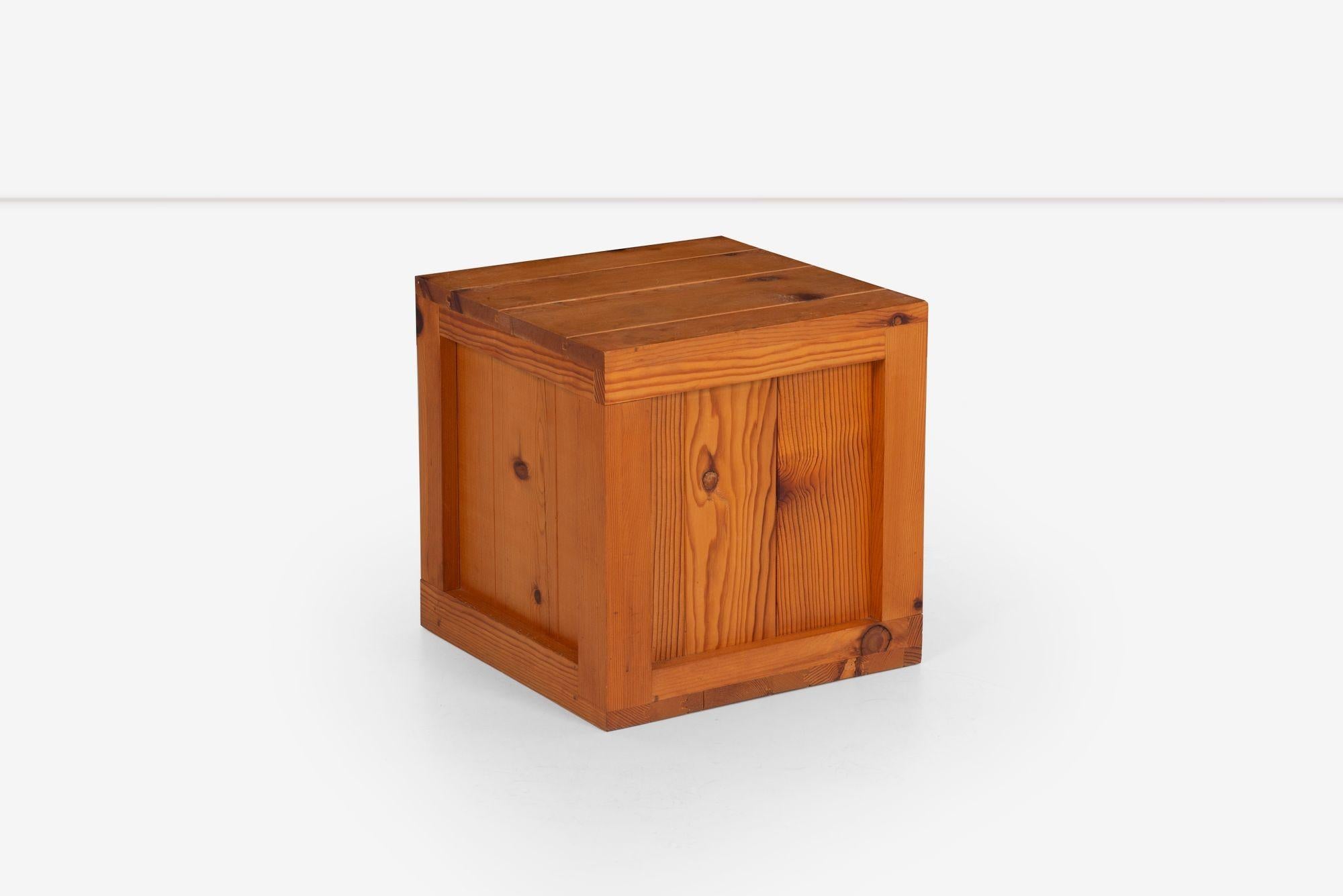 John Dickinson Packing Case Table in Pine for Lawrence Maloney the ...