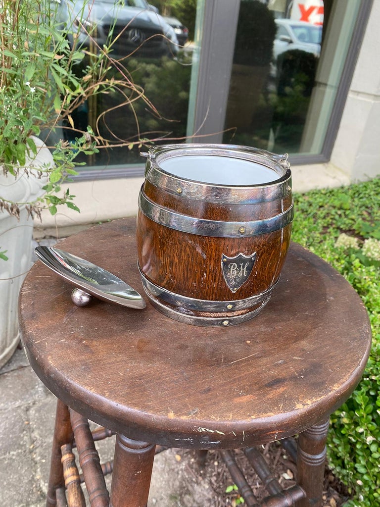 John Grinsell and Sons, Birmingham Wood and Silver Plate Bound Biscuit ...