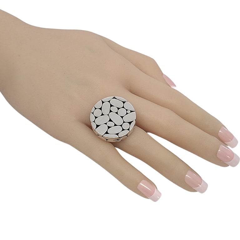 John Hardy Sterling Silver Round Kali Pebble Dot Ring For Sale at 1stDibs