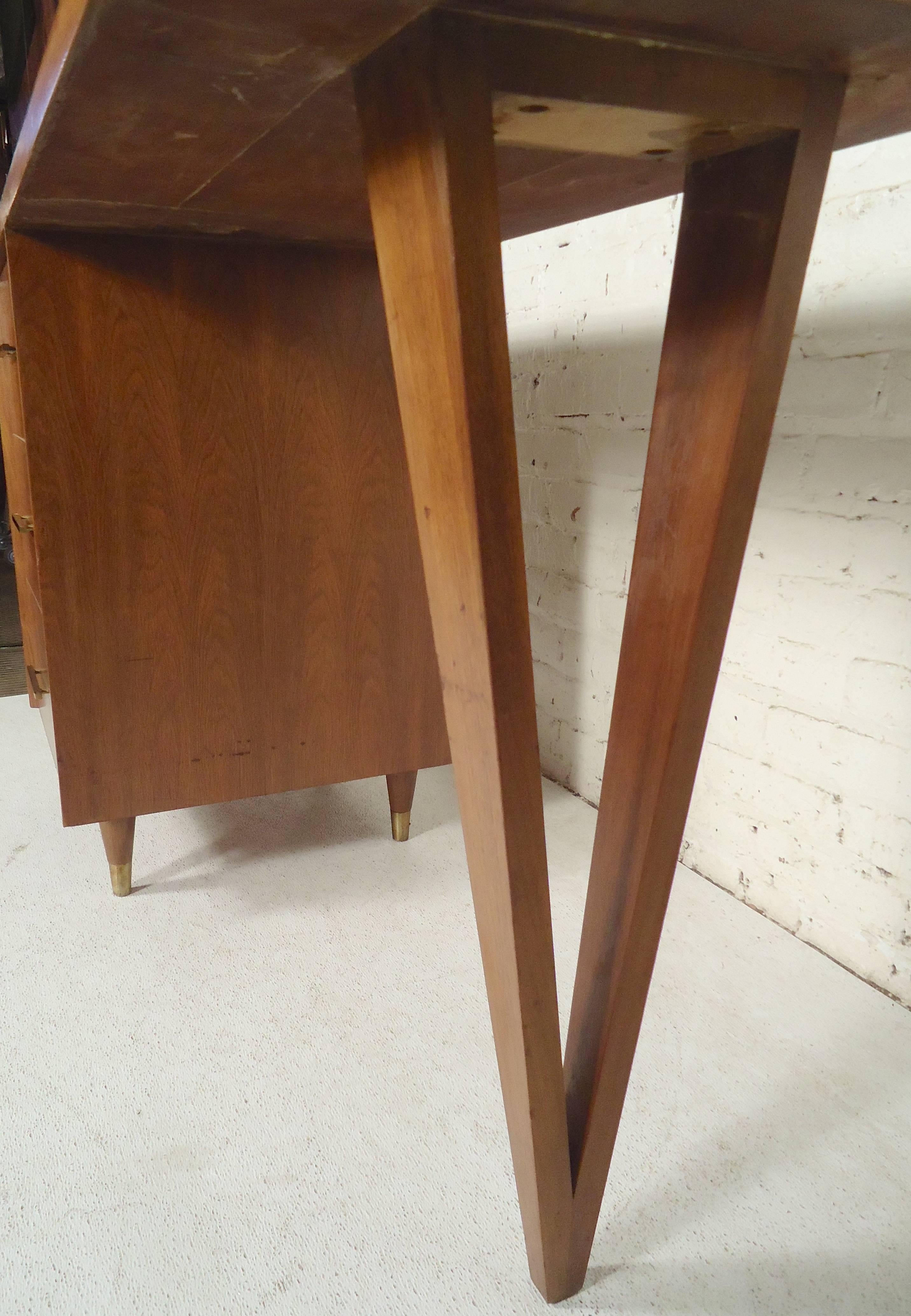 John Stuart Midcentury Desk For Sale at 1stDibs | john stuart desk