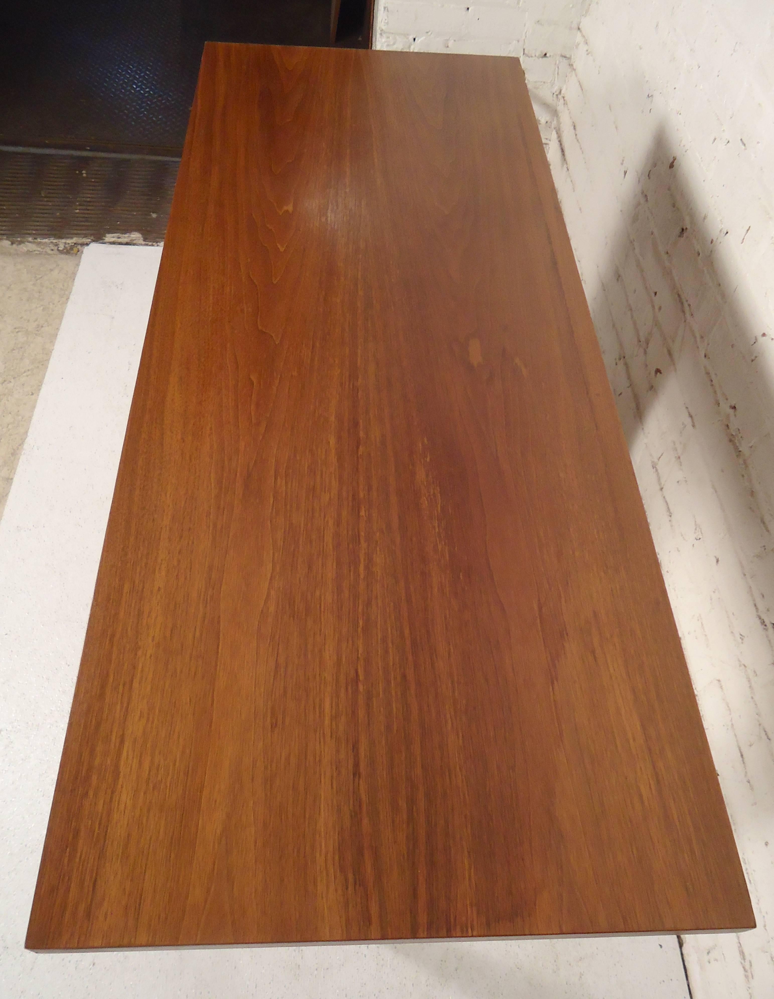 John Stuart Midcentury Desk For Sale at 1stDibs | john stuart desk