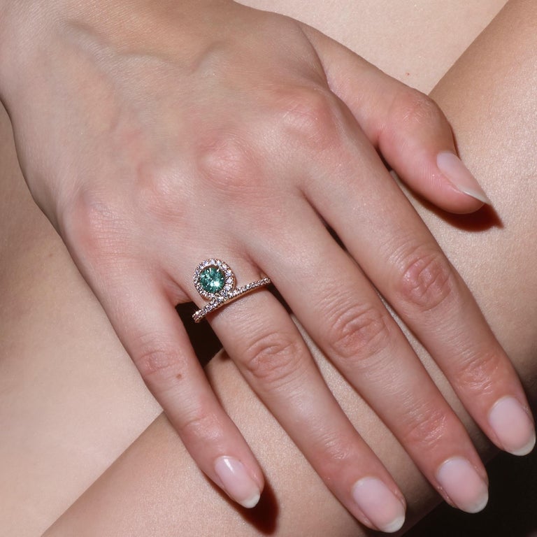 Joke Quick 18K Rose Gold Green and Fancy Pink Diamond entourage ring ...