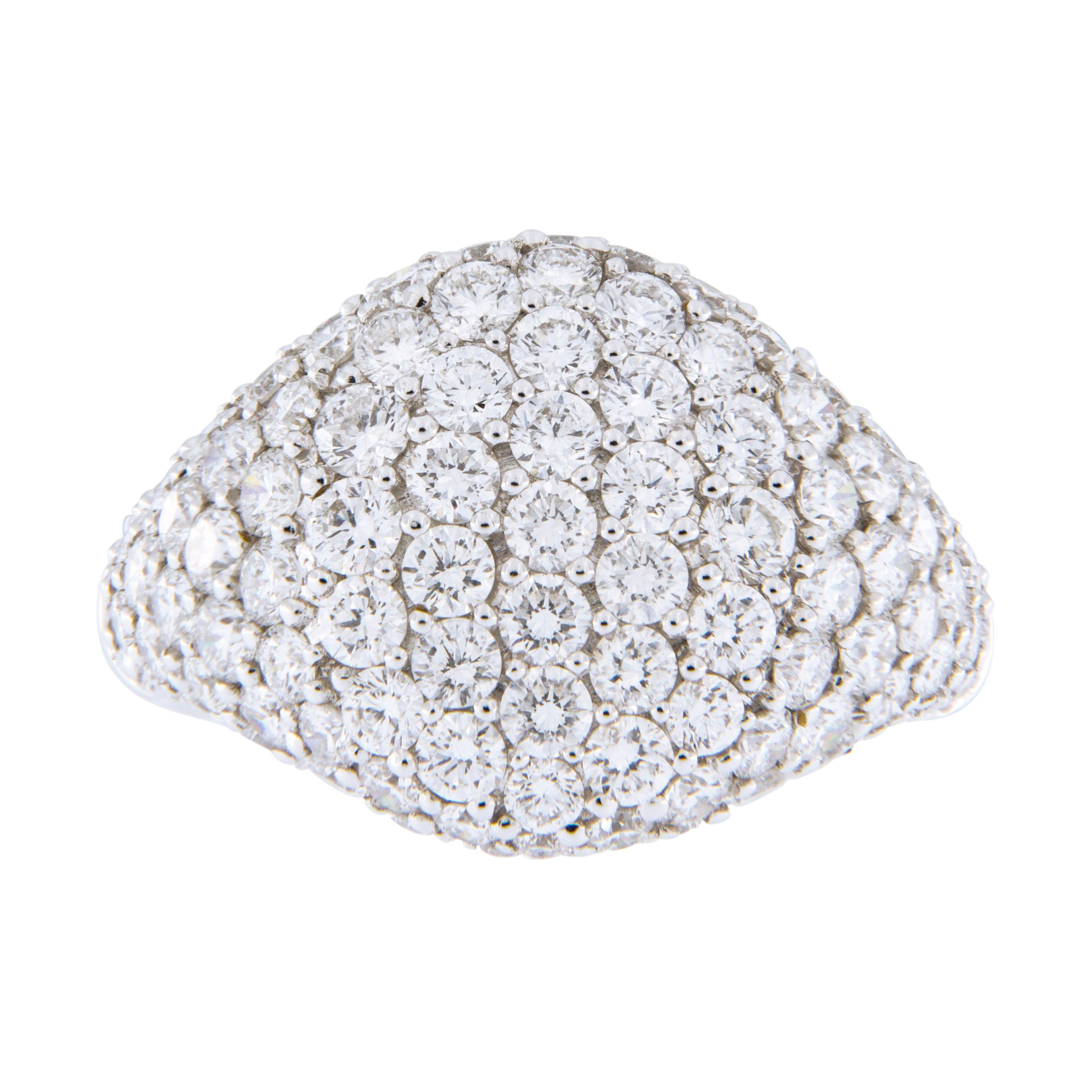 Black Diamond Pavé Edge Gold Ring For Sale at 1stDibs