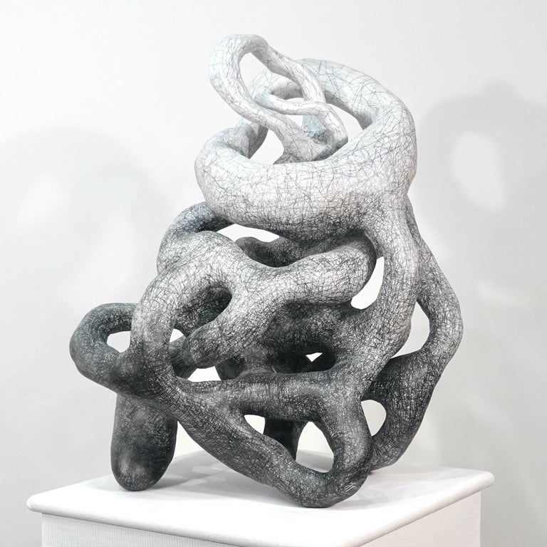 Judi Tavill – „Abstrakte abstrakte schwarz-weiße große Tonskulptur ...
