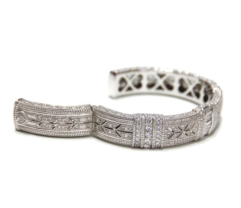 Judith Ripka 18K Gold Diamond Bracelet For Sale at 1stDibs