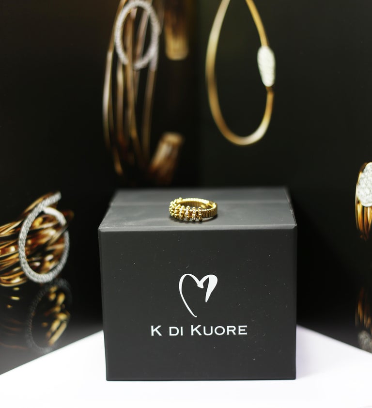 K Di Kuore 18 Karat Yellow Gold Flexo Ring with Diamond Mist For Sale ...