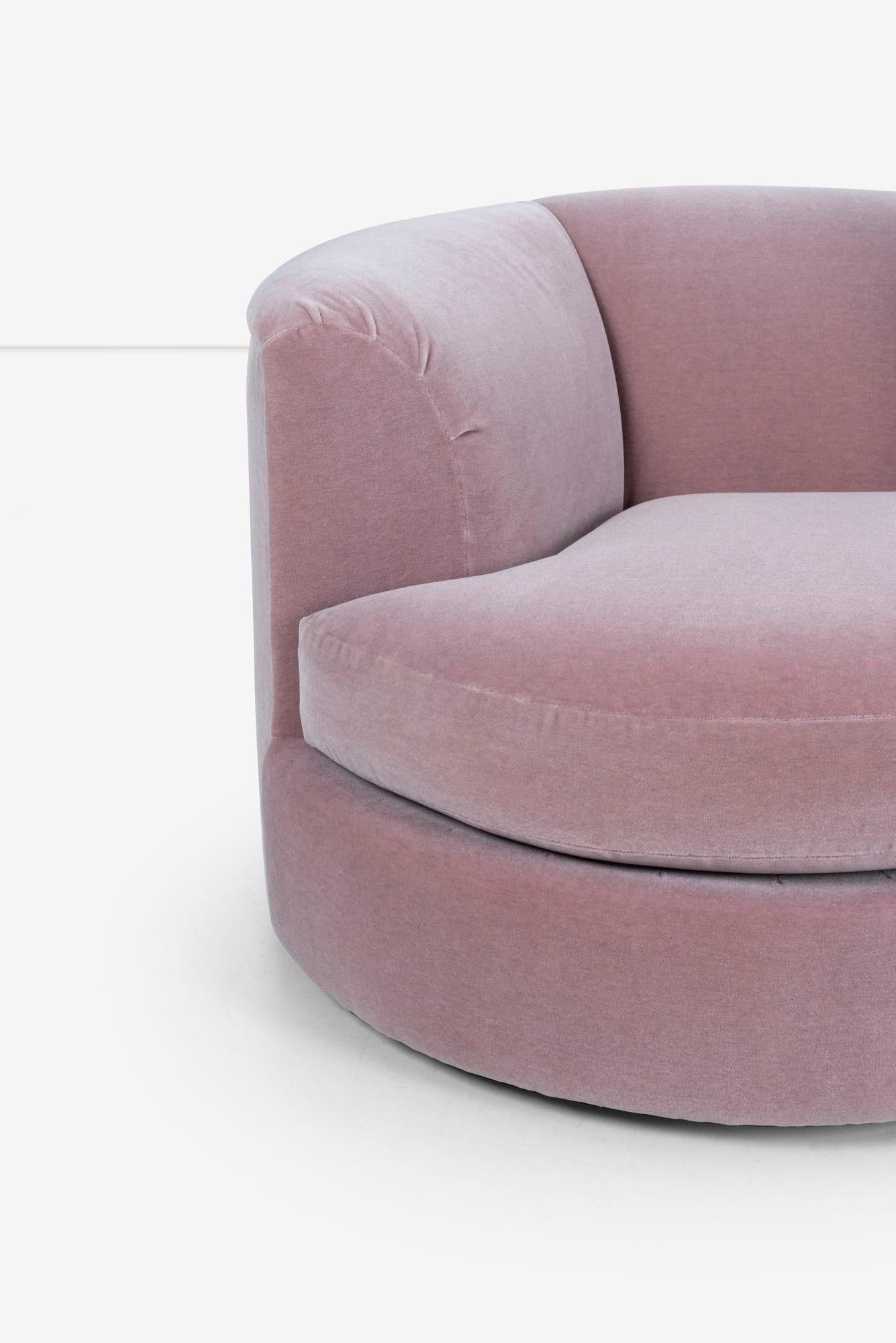 Kagan Style Curved Three Seat Sofa for Weiman For Sale at 1stDibs