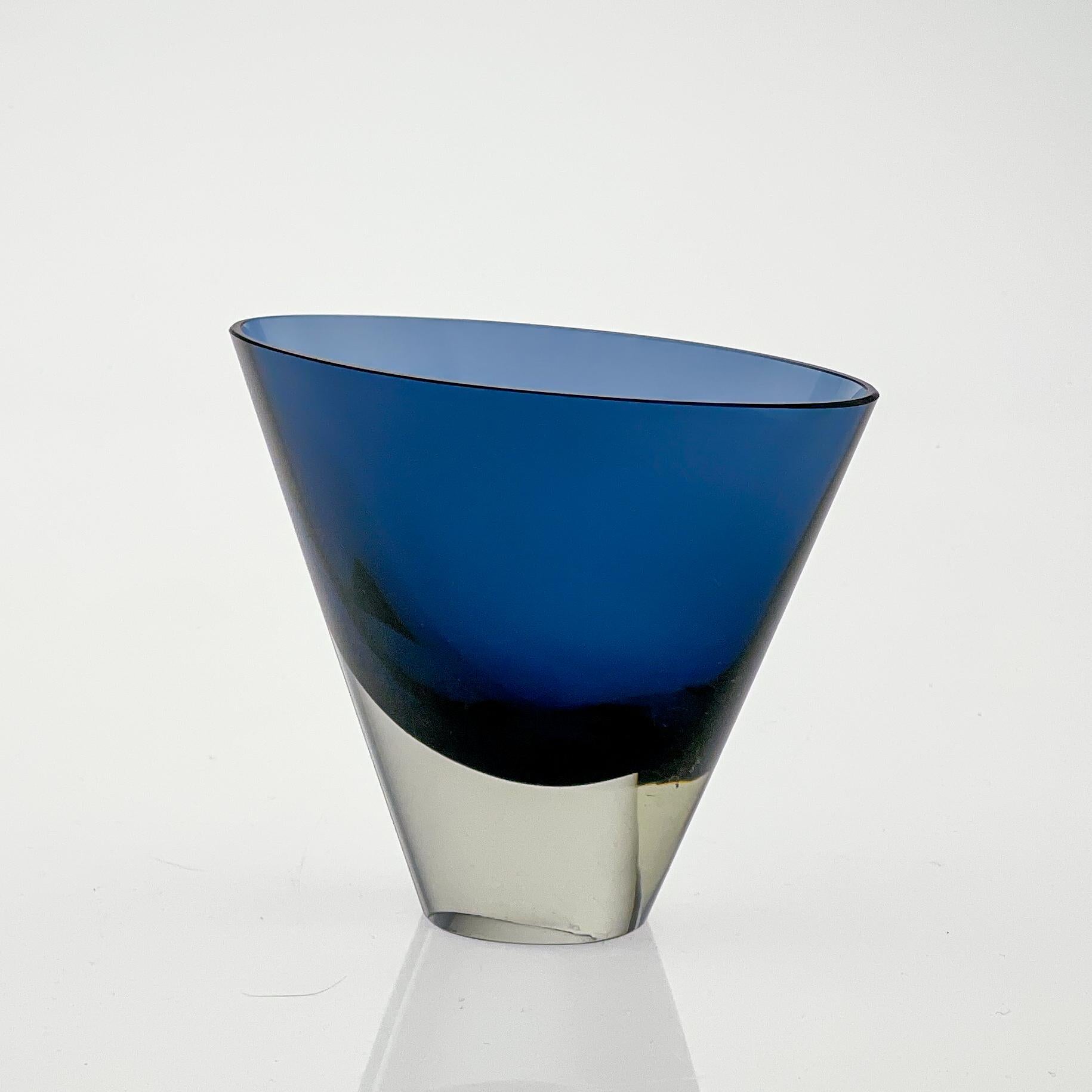 Kaj Franck, Clear and Blue Glass Art-Object, Model KF 234, Nuutajärvi ...