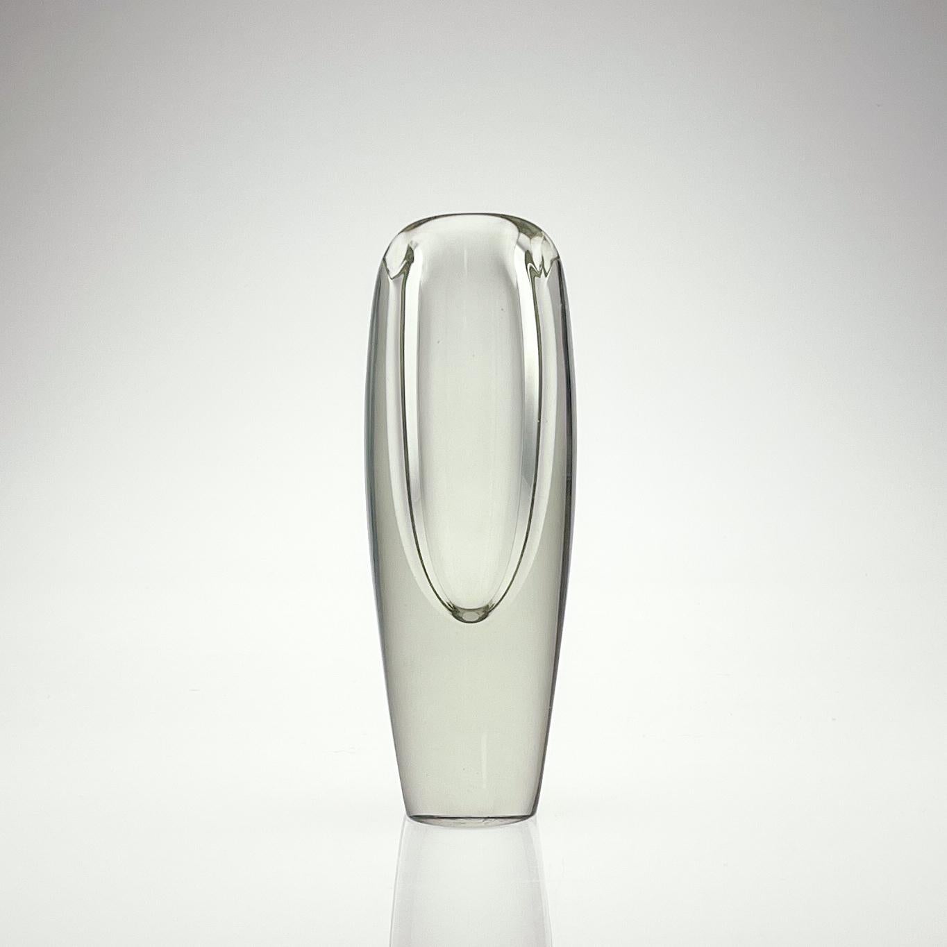 Kaj Franck, Largest Size "Usva" Art-Object, Model KF106, Nuutajärvi ...