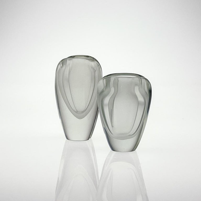 Kaj Franck, Two Sizes "Usva" Art-Object, Model KF106, Nuutajärvi-Notsjö ...