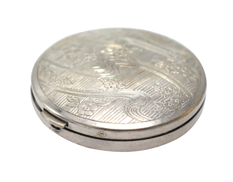 Karess 1920s Art Deco Ladies Powder Compact at 1stDibs | 1920s makeup ...
