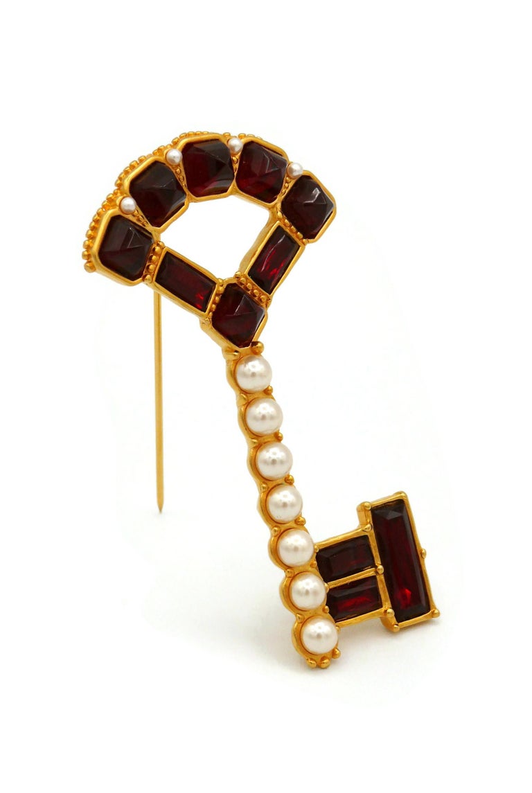 KARL LAGERFELD Vintage Jewelled Key Brooch For Sale at 1stDibs