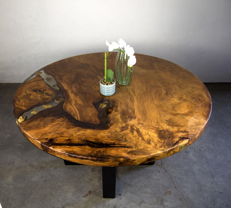Kauri Round Dining Table in Solid Ancient Kauri Wood For Sale at 1stDibs
