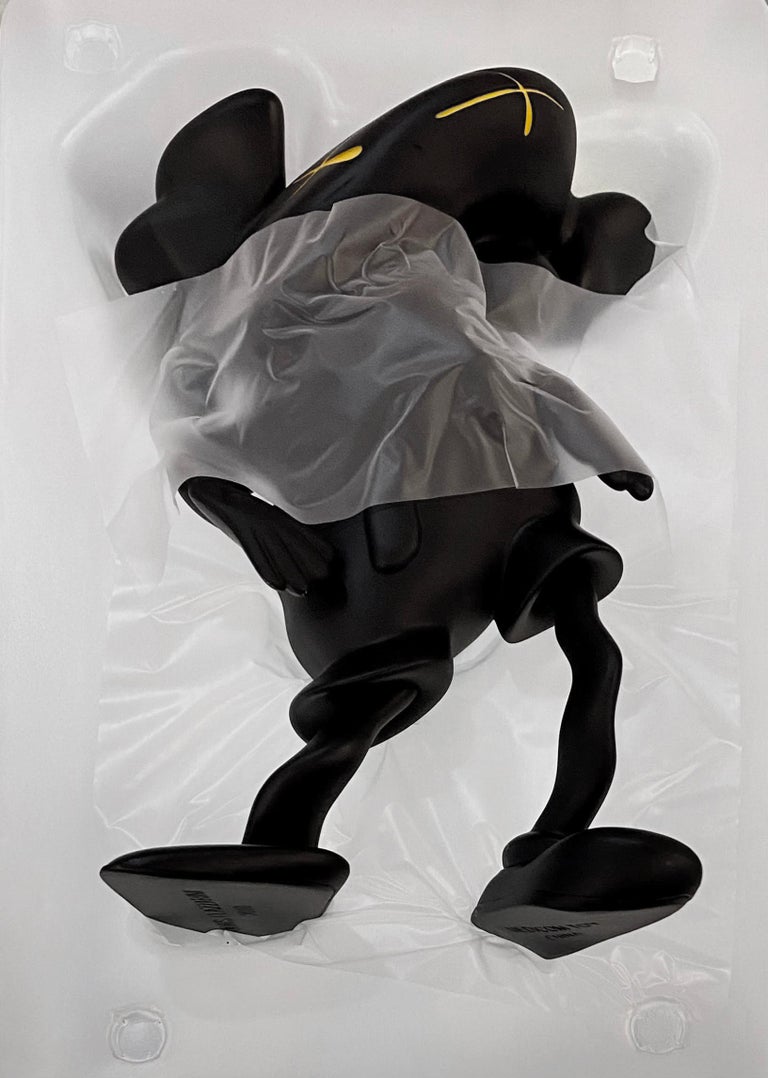 KAWS - KAWS Companion 2010 (KAWS Robert Lazzarini) at 1stDibs