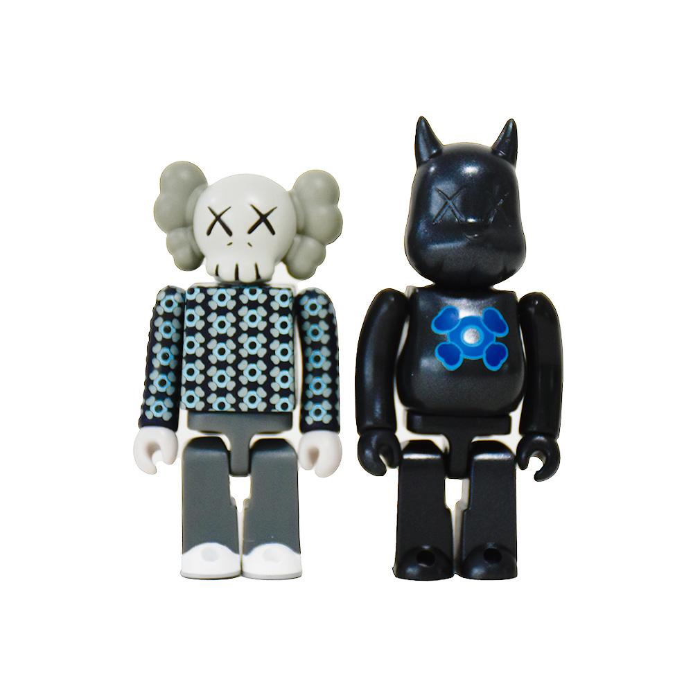 KAWS - KAWS Kubrick Bus Stop Set 2 (KM002) For Sale at 1stDibs