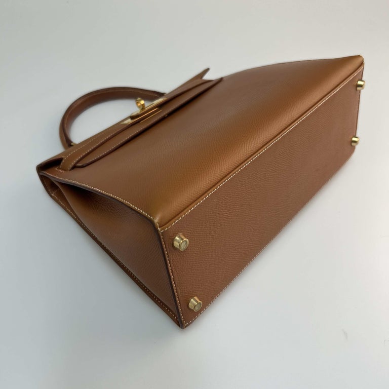Kelly 28 HERMES in Gold Epsom Leather at 1stDibs