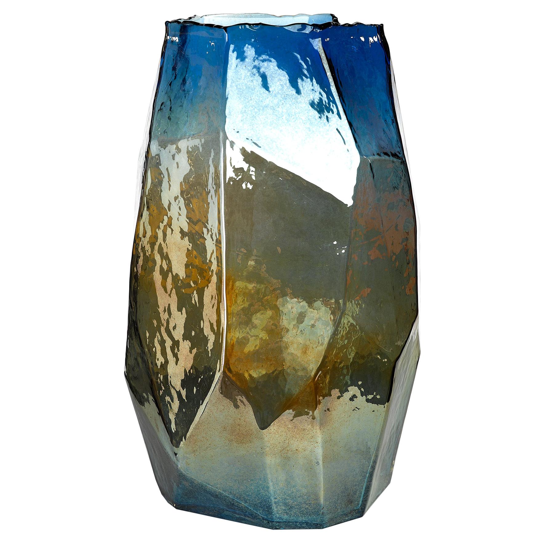 Gemme Triangular Glass Vase in Red by Venini For Sale at 1stDibs