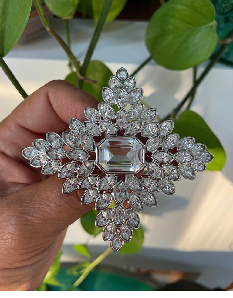 Kenneth Jay Lane KJL Brooch Cruciform Star Pin For Sale at 1stDibs