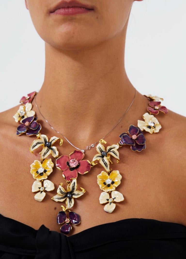 Kenneth Lane Vintage Flower Pendant Necklace For Sale at 1stDibs
