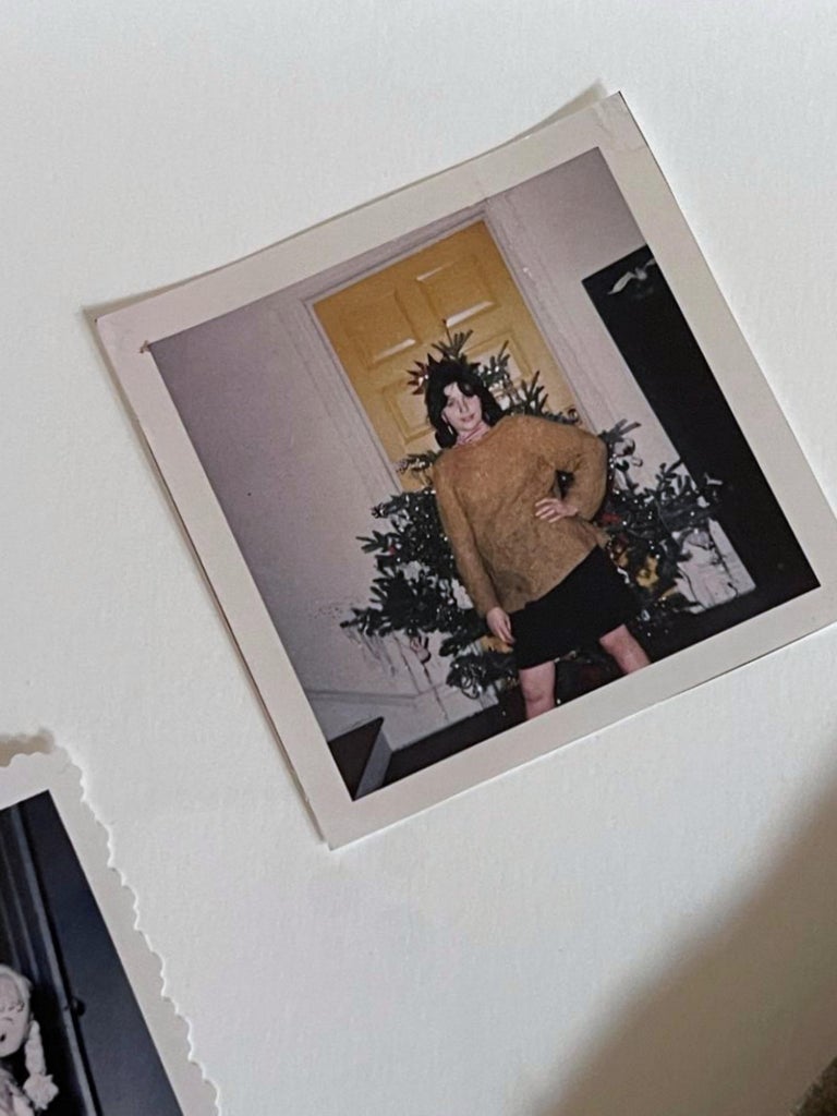 Kiki Smith - For Leslie Gore, Mo Tucker Laura Nyro and Mama Cass: What Girls Know About Grids ...