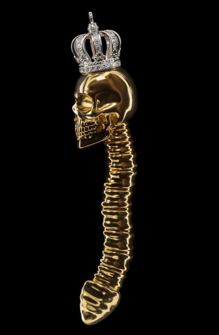 Sculpture de crne d'Olisbos en or 24 carats et diamants - Restes de ...