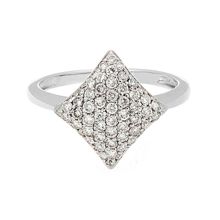 Kite Shape Diamond Gold Ring For Sale at 1stDibs