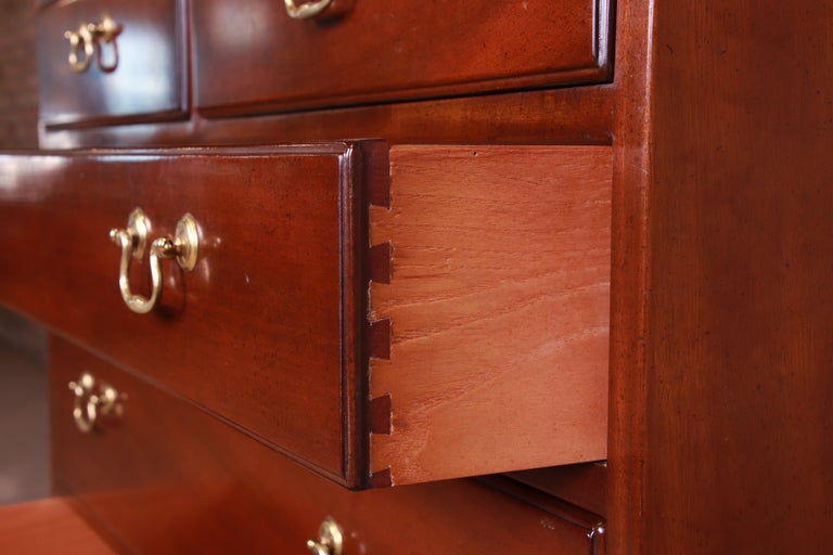 Kittinger Colonial Williamsburg Mahogany Highboy Dresser at 1stDibs