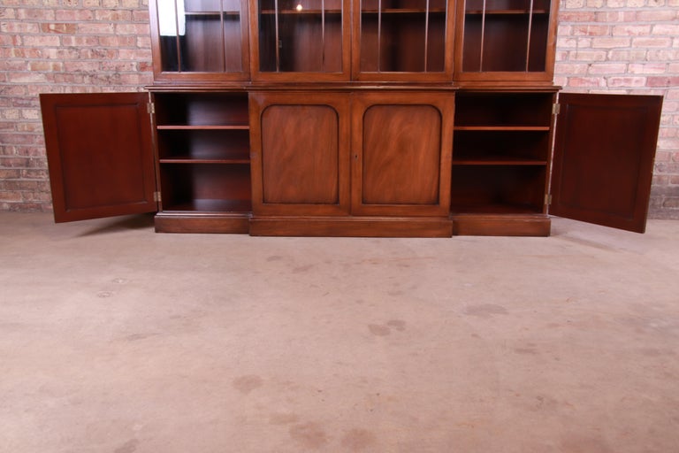 Kittinger Georgian Mahogany Breakfront Bookcase or Bar Cabinet at 1stDibs