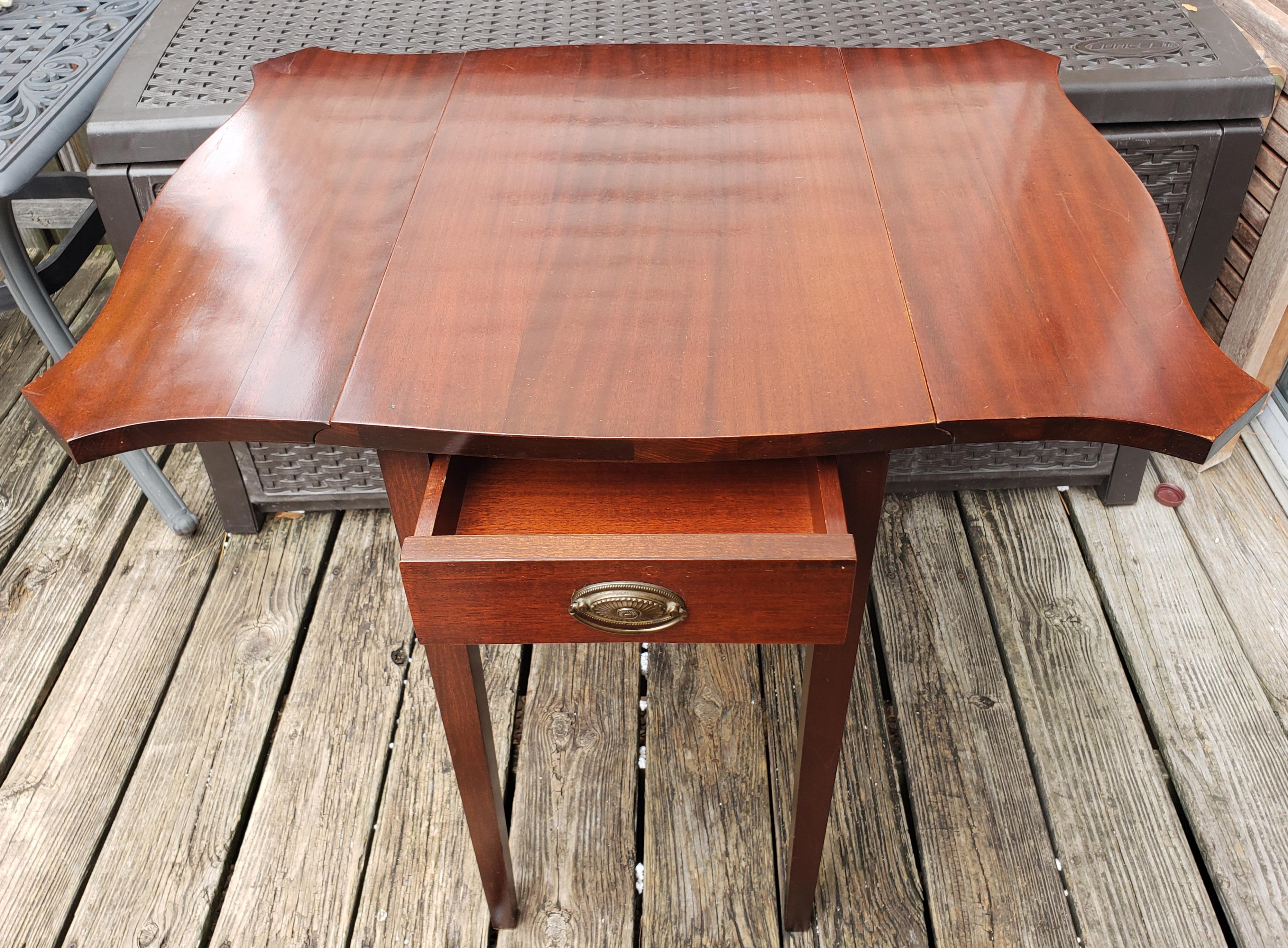 Kittinger Mahogany Hepplewhite Pembroke Tables, a Pair at 1stDibs ...