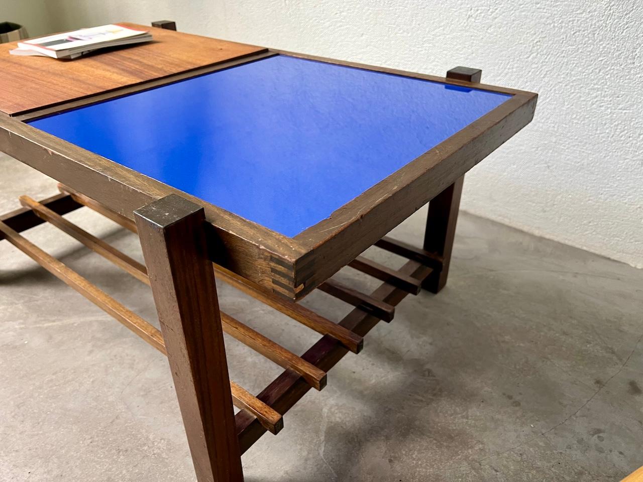 Klein blue modernist coffee table, circa 1960 For Sale at 1stDibs
