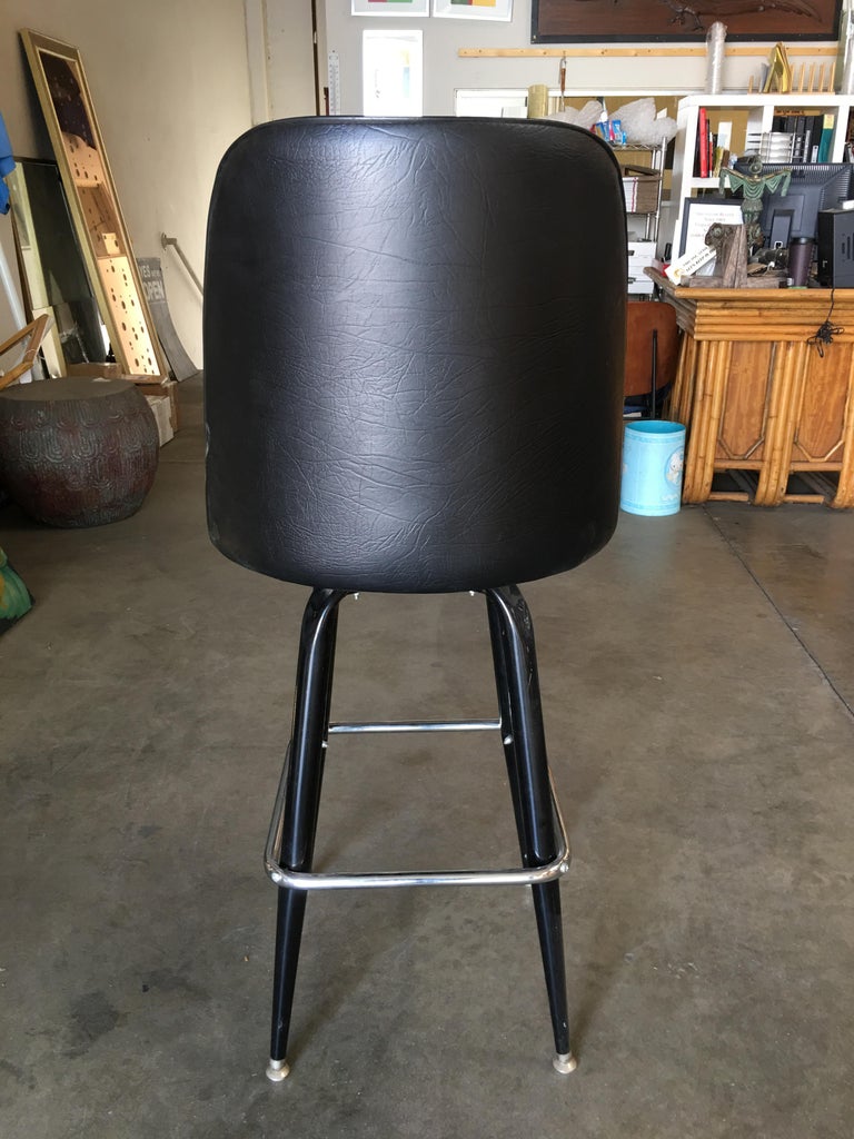 Knoll Inspired Modernist Lounge Swivel Bar Stool, Set of Four at 1stDibs