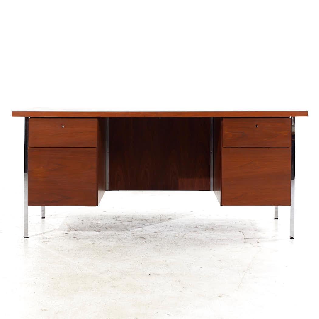 Knoll Mid Century Walnut and Chrome Executive Desk For Sale at 1stDibs