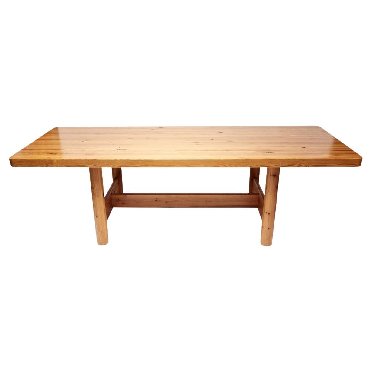 Scandinavian Dining Table in Solid Pine For Sale at 1stDibs