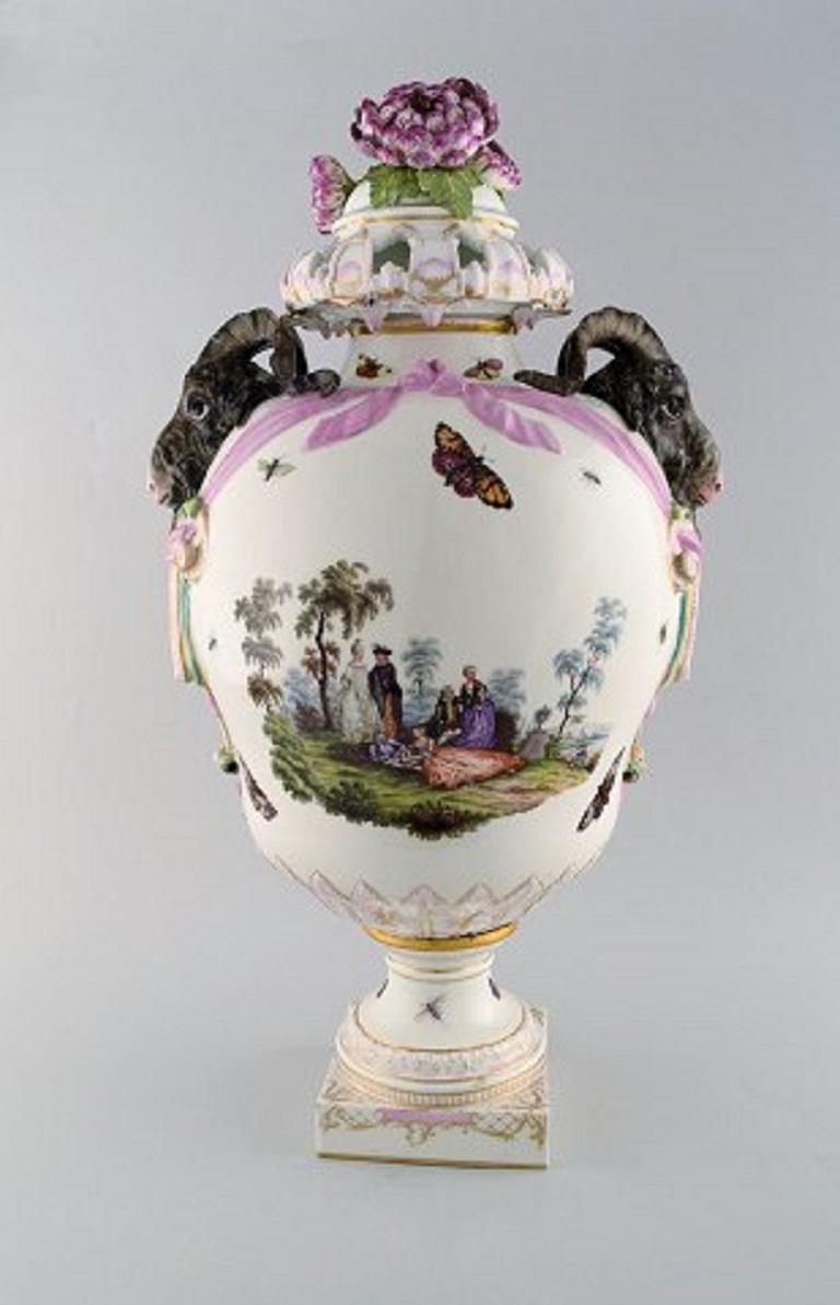 KPM, Berlin, Monumental Antique Lidded Vase in Porcelain, Museum ...