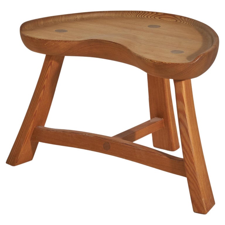 Krogenæs Møbler, Three Legged Stool, Sculpted Pine, Norway, 1950s For ...