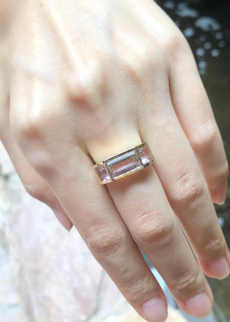 Kunzite Ring Set in 18 Karat Gold Settings For Sale at 1stDibs