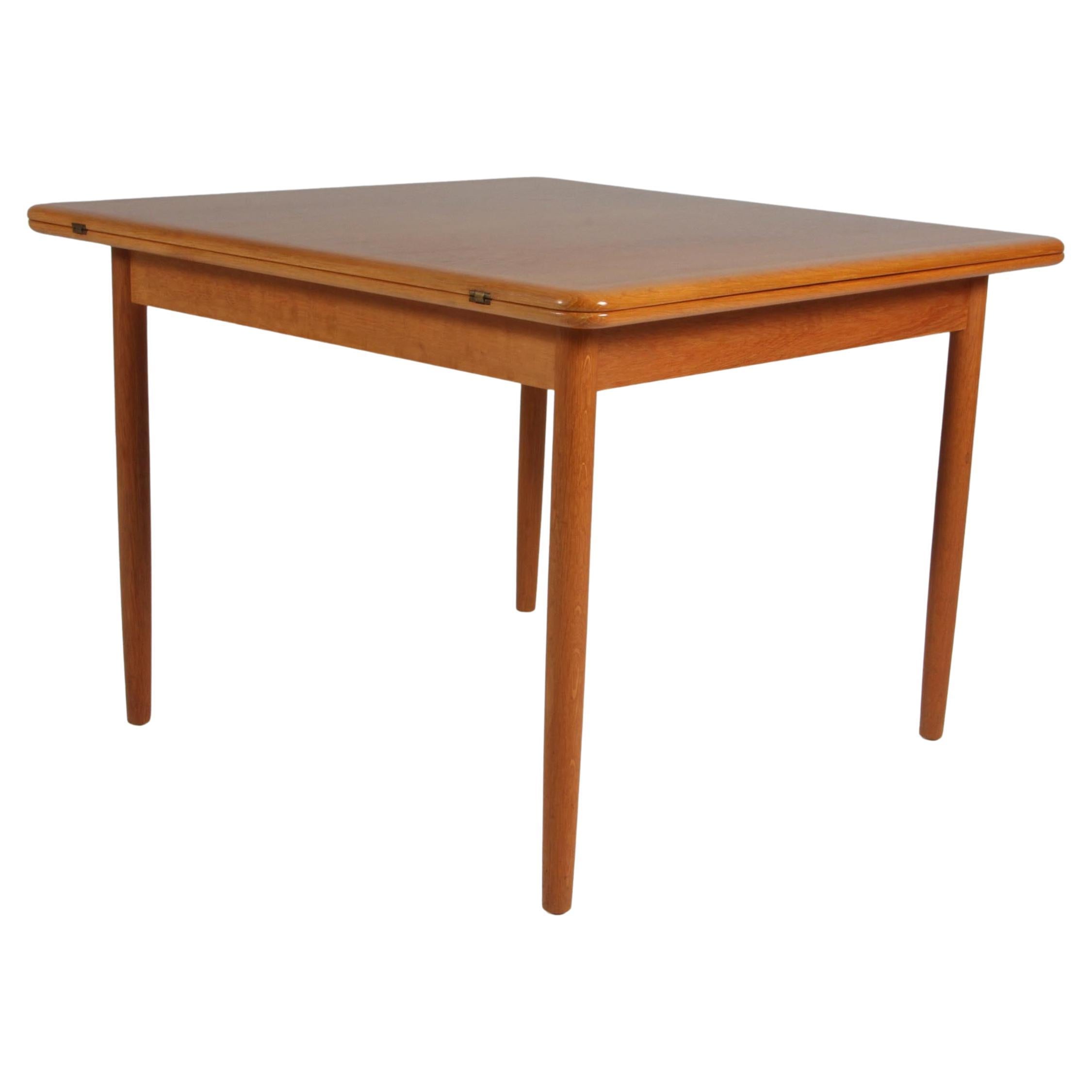 Kurt Østervig dining table in Partly Solid Oak For Sale at 1stDibs